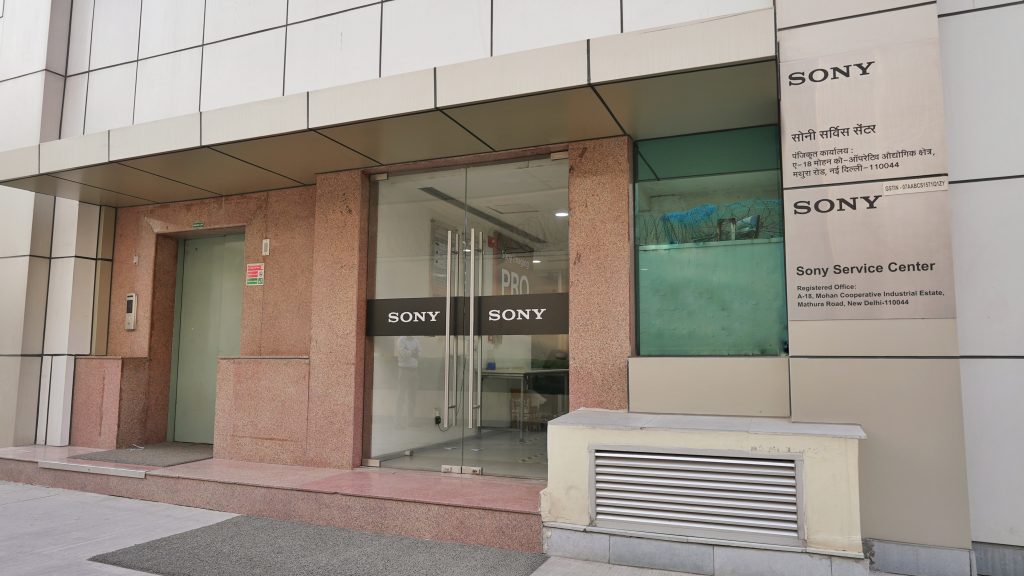 Experience Sony’s best-in-class customer service for cameras and lenses